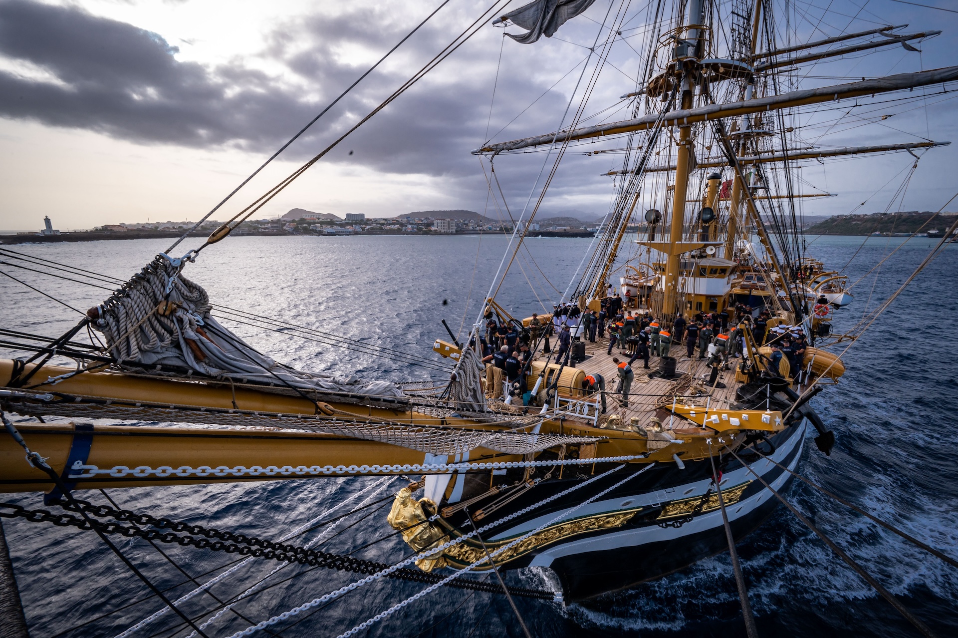 Catch The Amerigo Vespucci in Singapore for the First Time. - futr ...